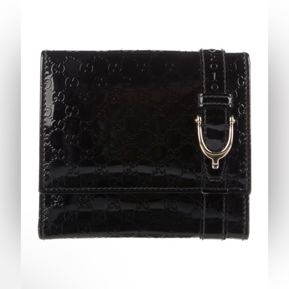 Gucci | Bags | Authentic Gucci Microguccissima Pattern Patent Leather ...